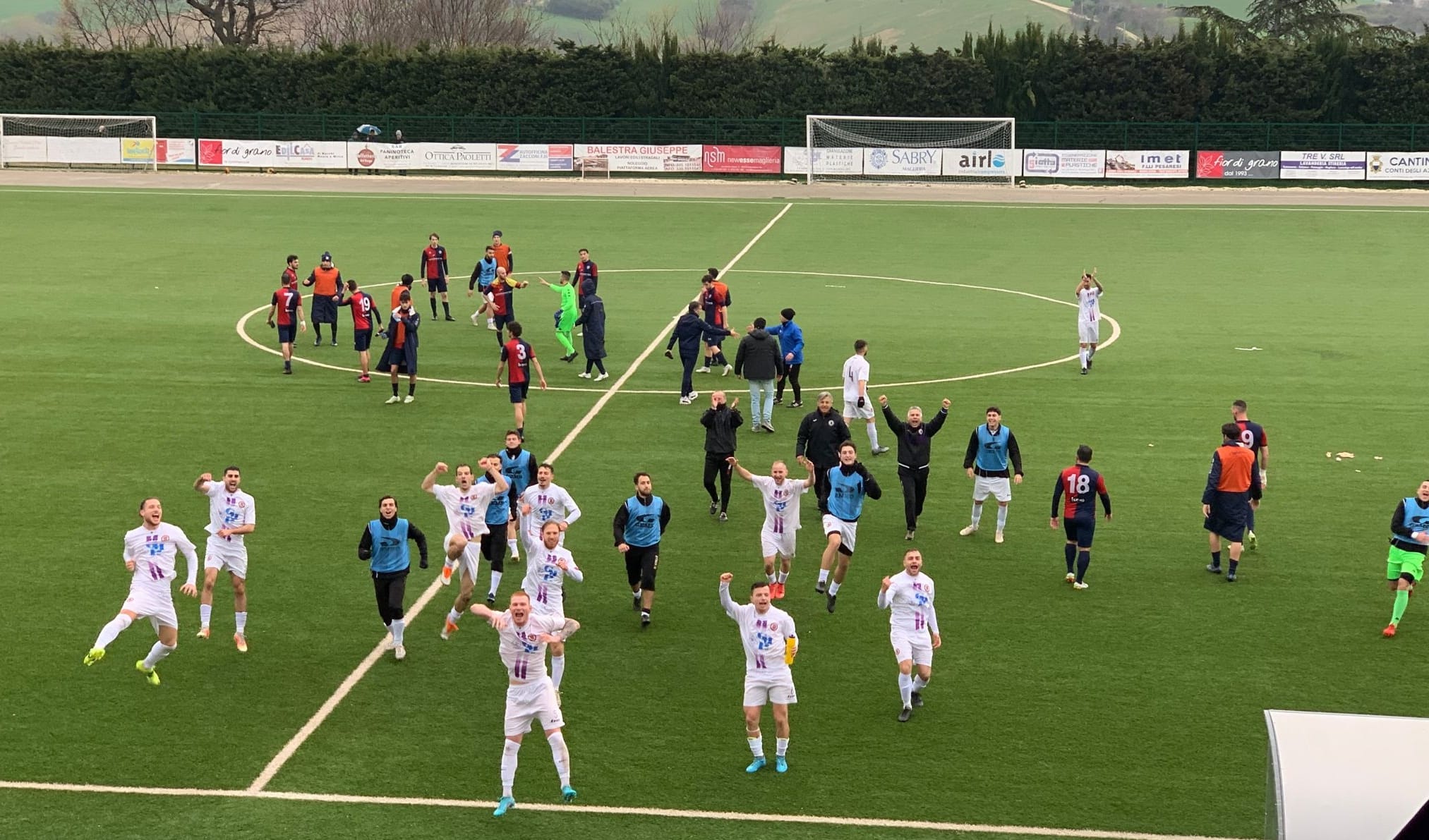 Eccellenza, colpaccio Montefano. Atletico Ascoli e Jesina vincono i big ... Eccellenza, colpaccio Montefano. Atletico Ascoli e Jesina vincono i big ...